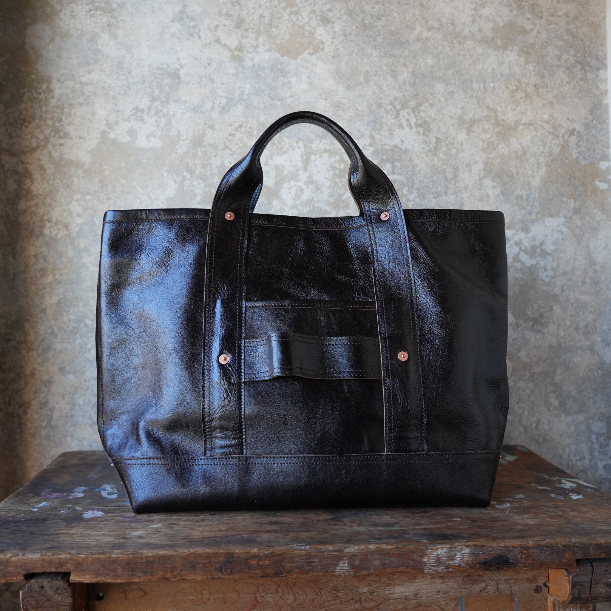 INCEPTION_IPHSB-18_HORSE HIDE COAL BAG (MEDIUM) _DarkBrown ...
